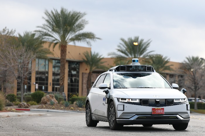 Hyundai-backed Motional to roll out IONIQ 5 robotaxis in Las Vegas in ...